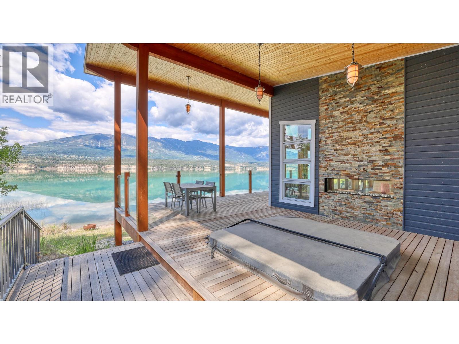 À vendre : 8257 GRAINGER Road, Canal Flats, Colombie-Britannique V0B1B0 ...