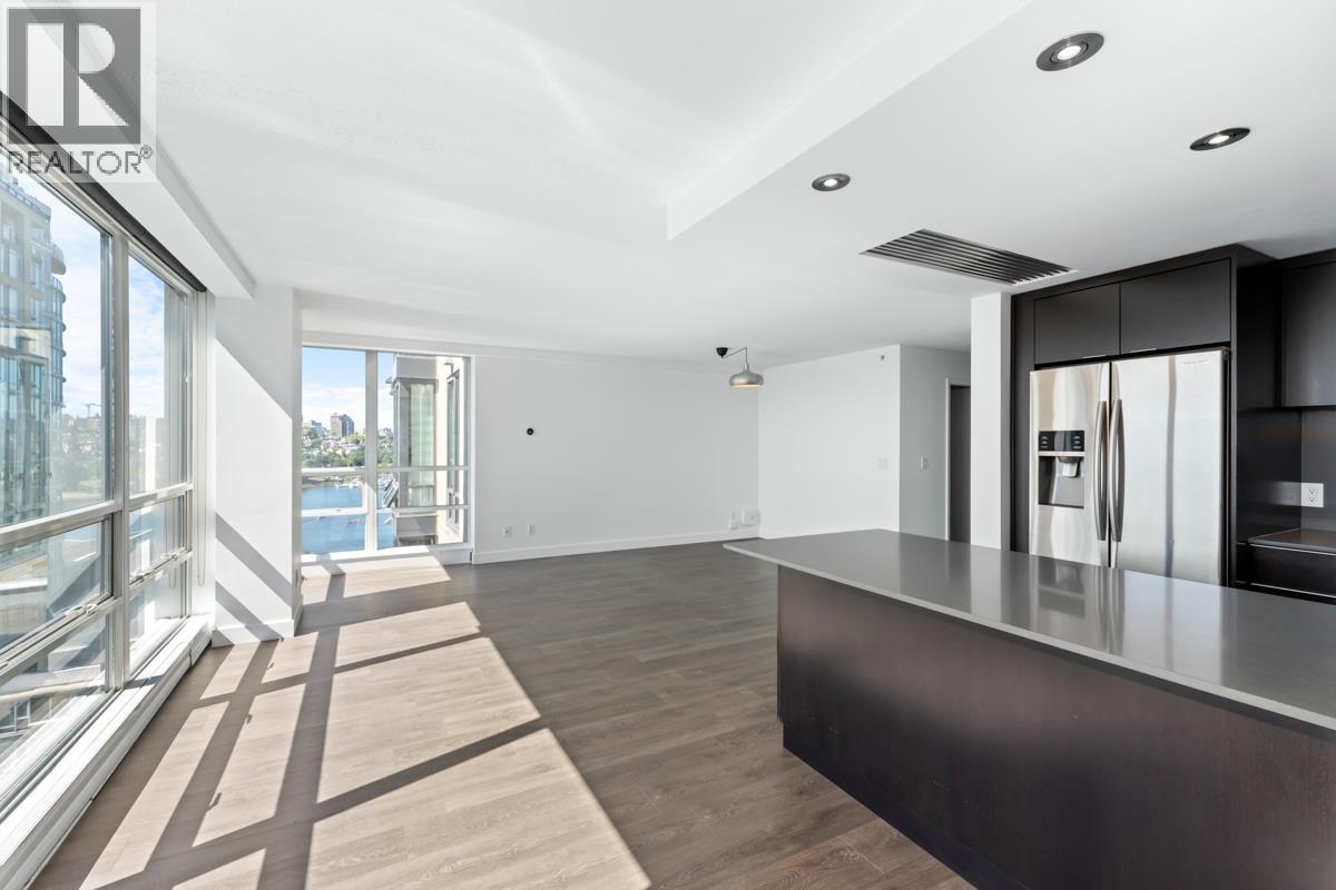 For rent: 17E 139 DRAKE STREET, Vancouver, British Columbia V6Z2T8 ...