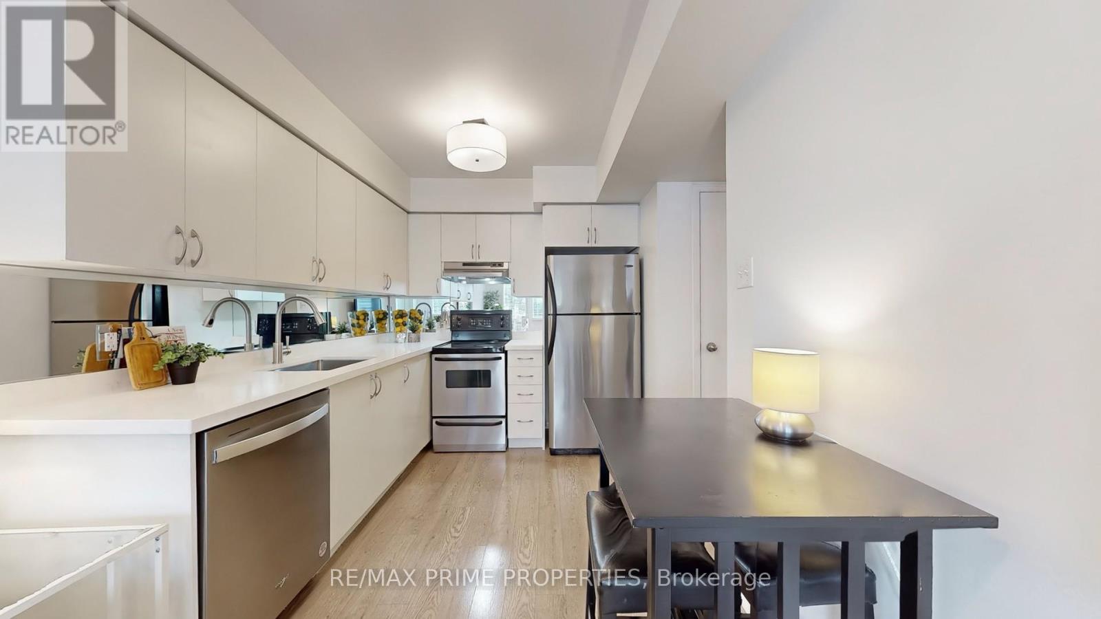 À vendre : 44 - 2265 BUR OAK AVENUE, Markham (Greensborough), Ontario ...