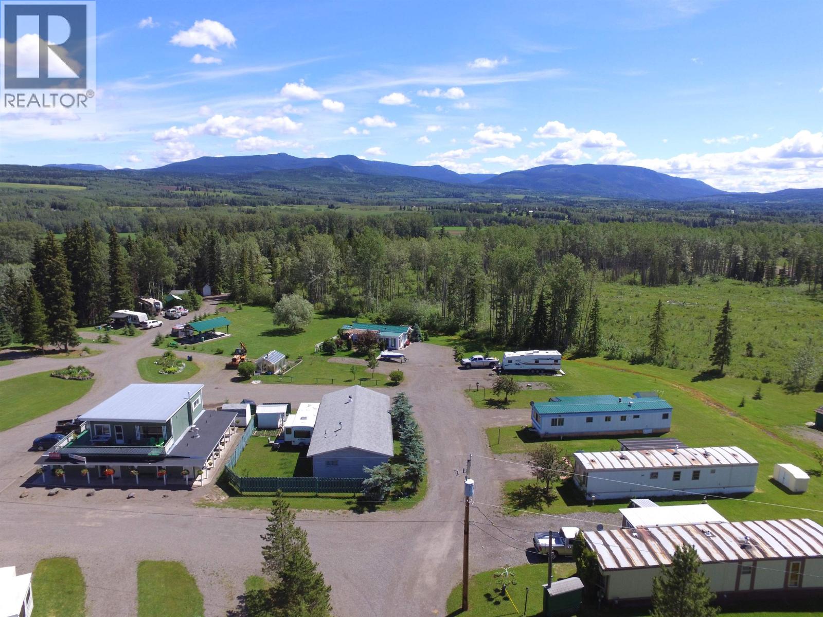For sale: 3960 DRIVE IN ROAD, Houston, British Columbia V0J1Z2 ...
