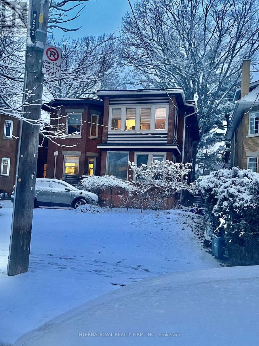 For rent: LOWER FLOOR - 220 ROSE PARK DR DRIVE, Toronto (Rosedale-Moore ...