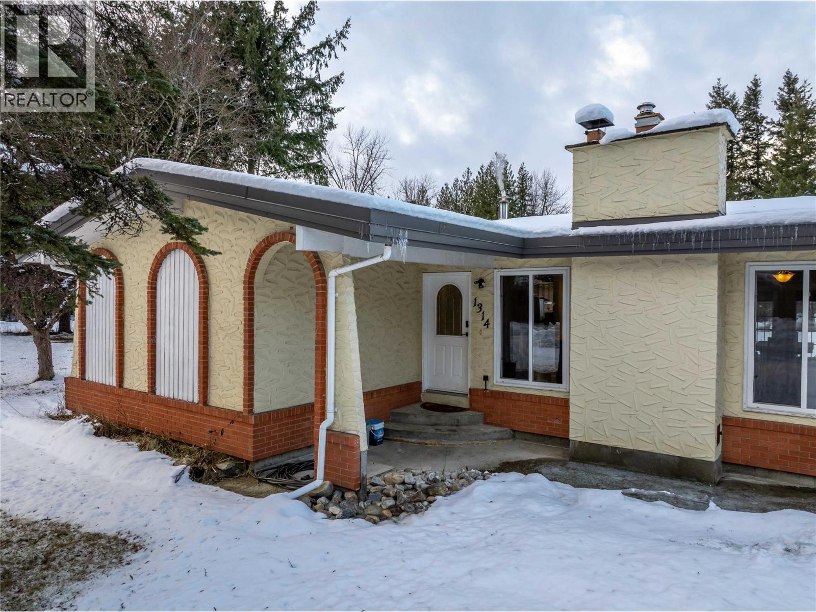 À vendre : 1314 Pratico Road, Revelstoke, Colombie-Britannique V0E2S1 ...