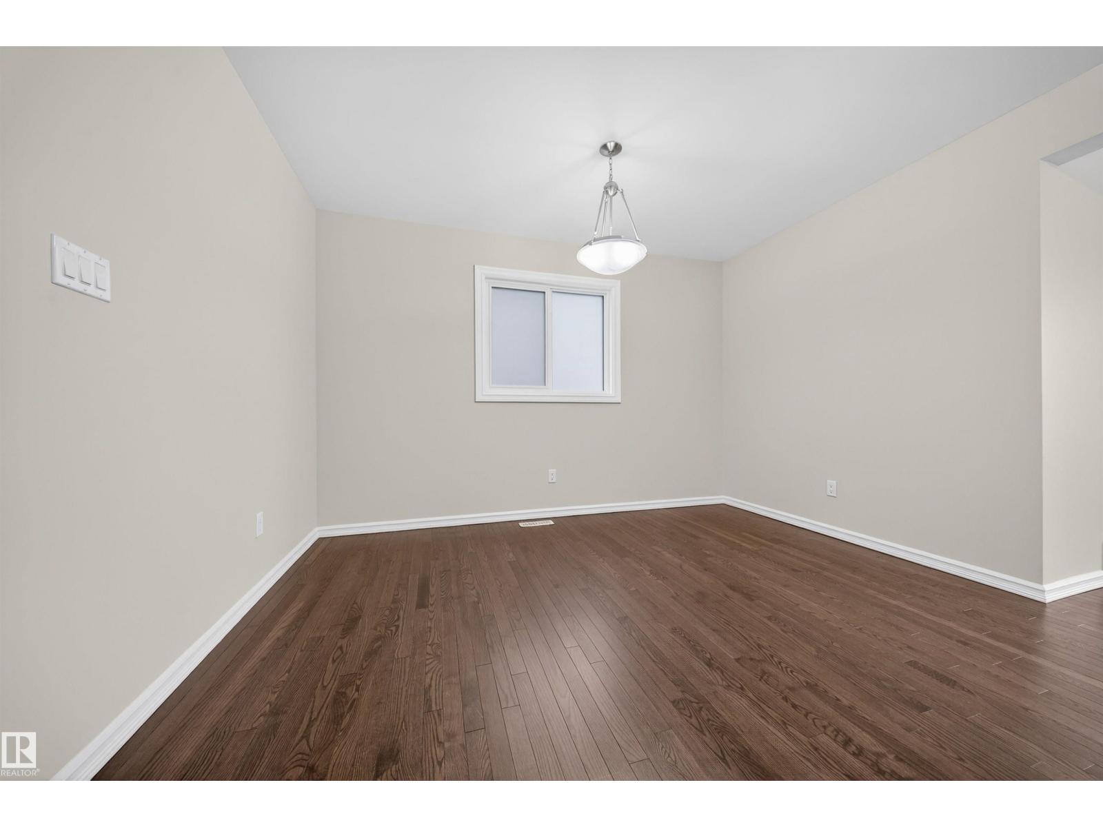 For sale: 4216 ALEXANDER BA SW, Edmonton, Alberta T6W2C8 - E4468992 ...