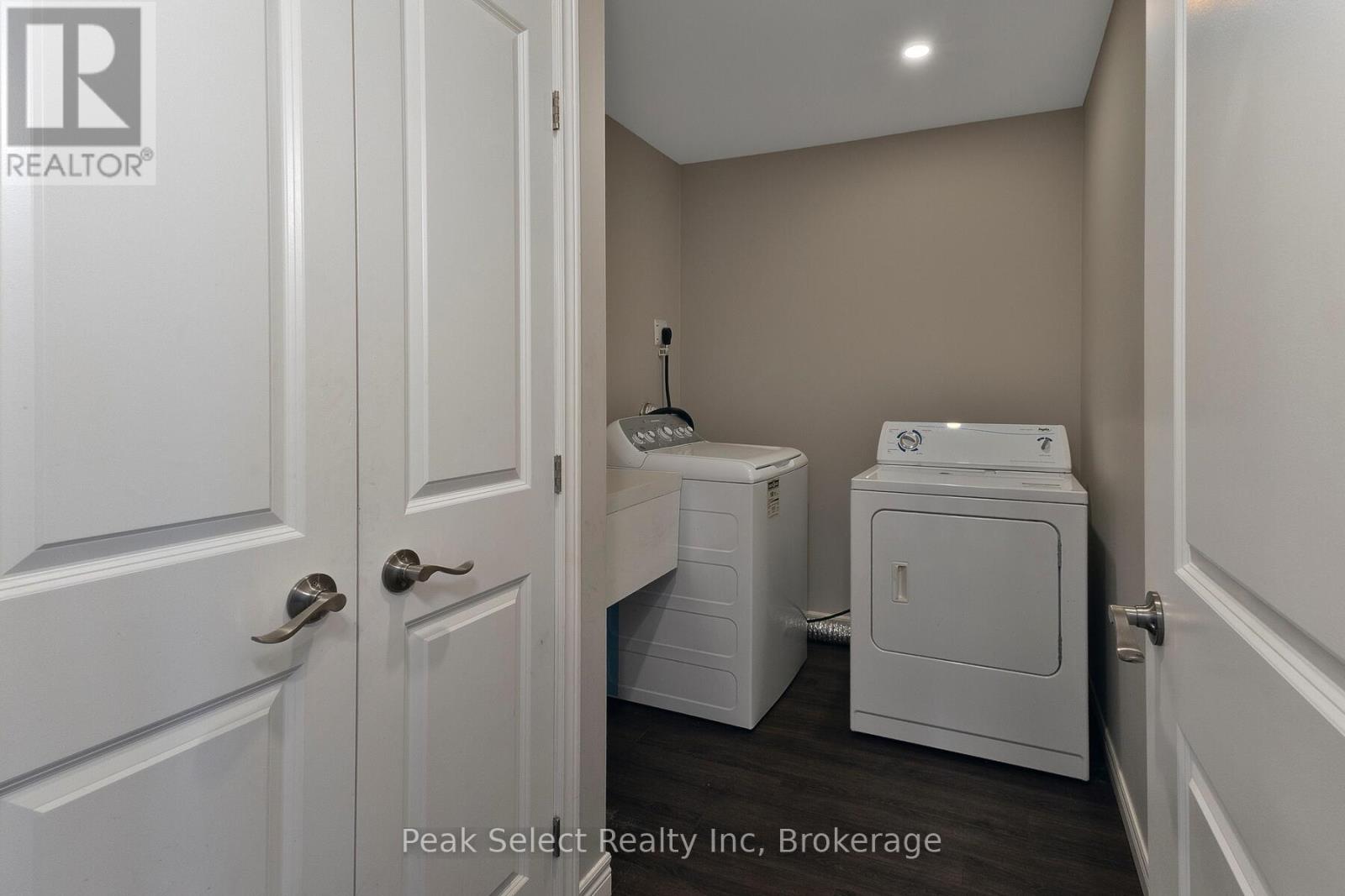 À vendre : 275 MCCOURT PLACE, North Perth (Elma), Ontario N0G1B0 ...