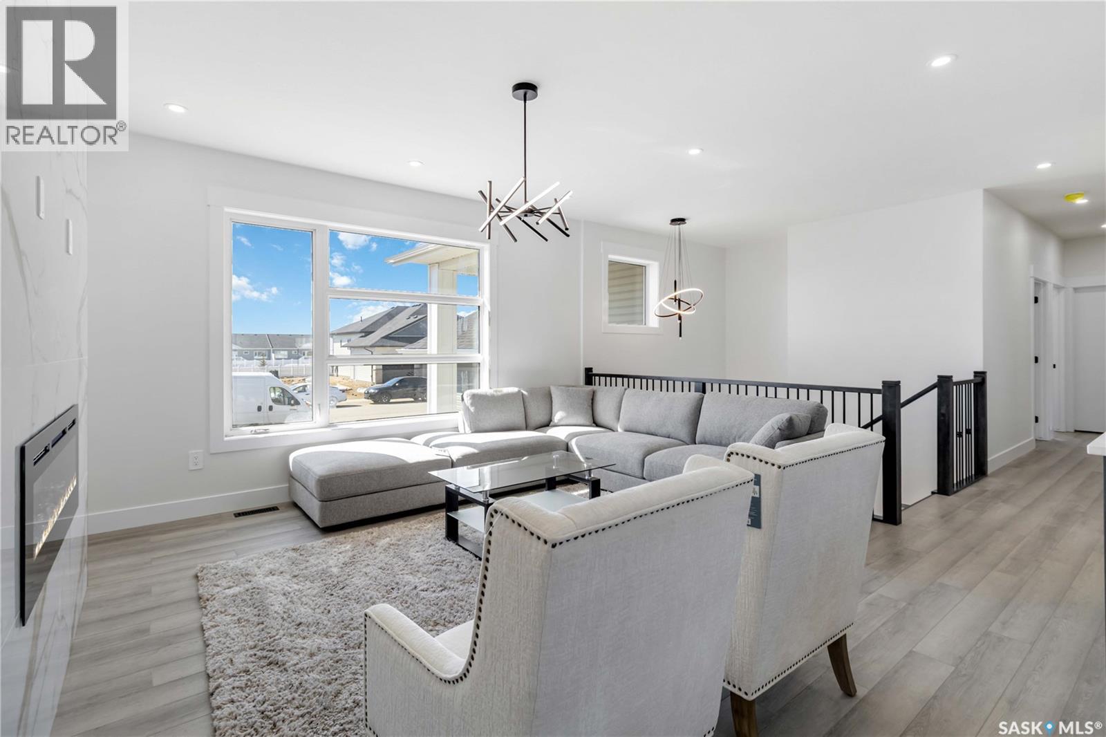 For sale: 840 Ballesteros CRESCENT, Warman, Saskatchewan S0K4S4 ...