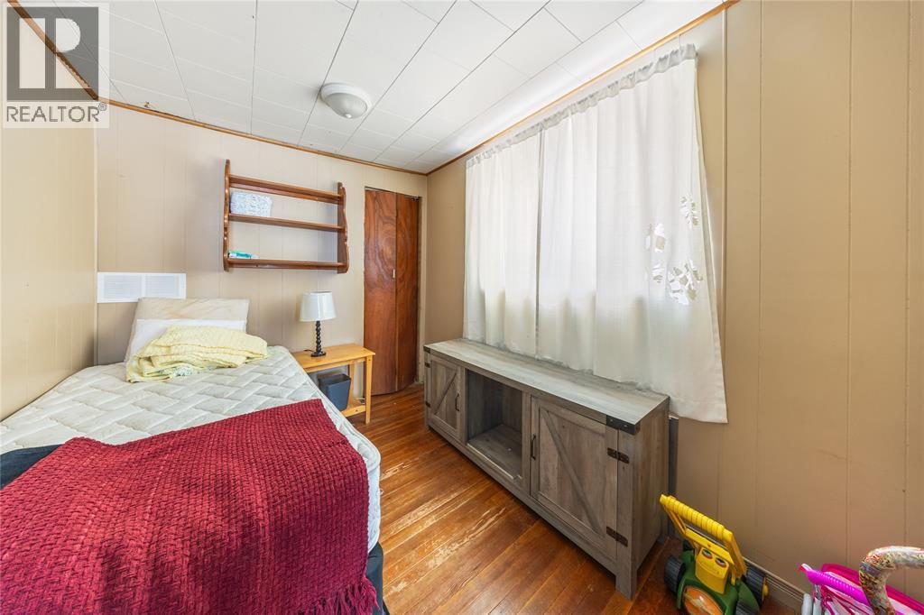 For sale: 3 WARD STREET, Lambton Shores, Ontario N0M1B0 - 25032036 ...