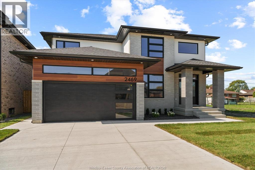 For sale: 2469 PARTINGTON AVENUE, Windsor, Ontario N9E0A9 - 26000168 ...