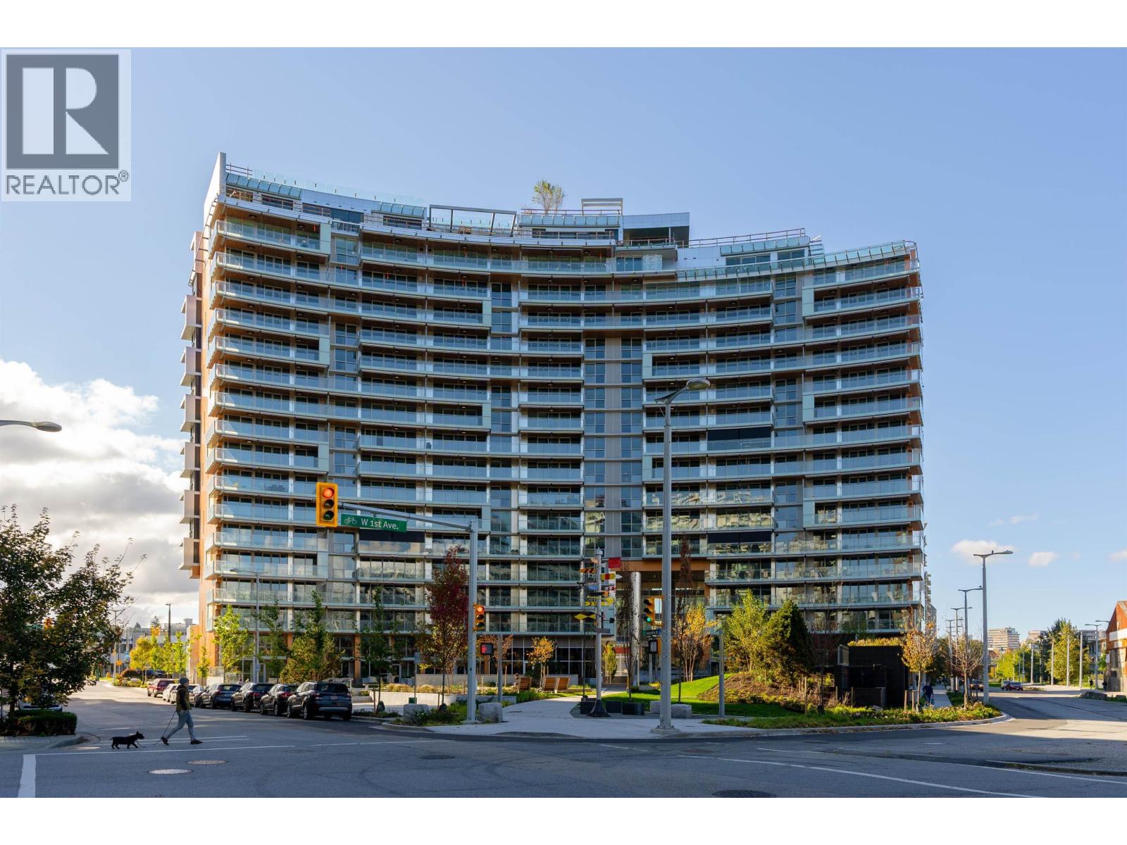 For sale: 603 1768 COOK STREET, Vancouver, British Columbia V5Y0N3 ...