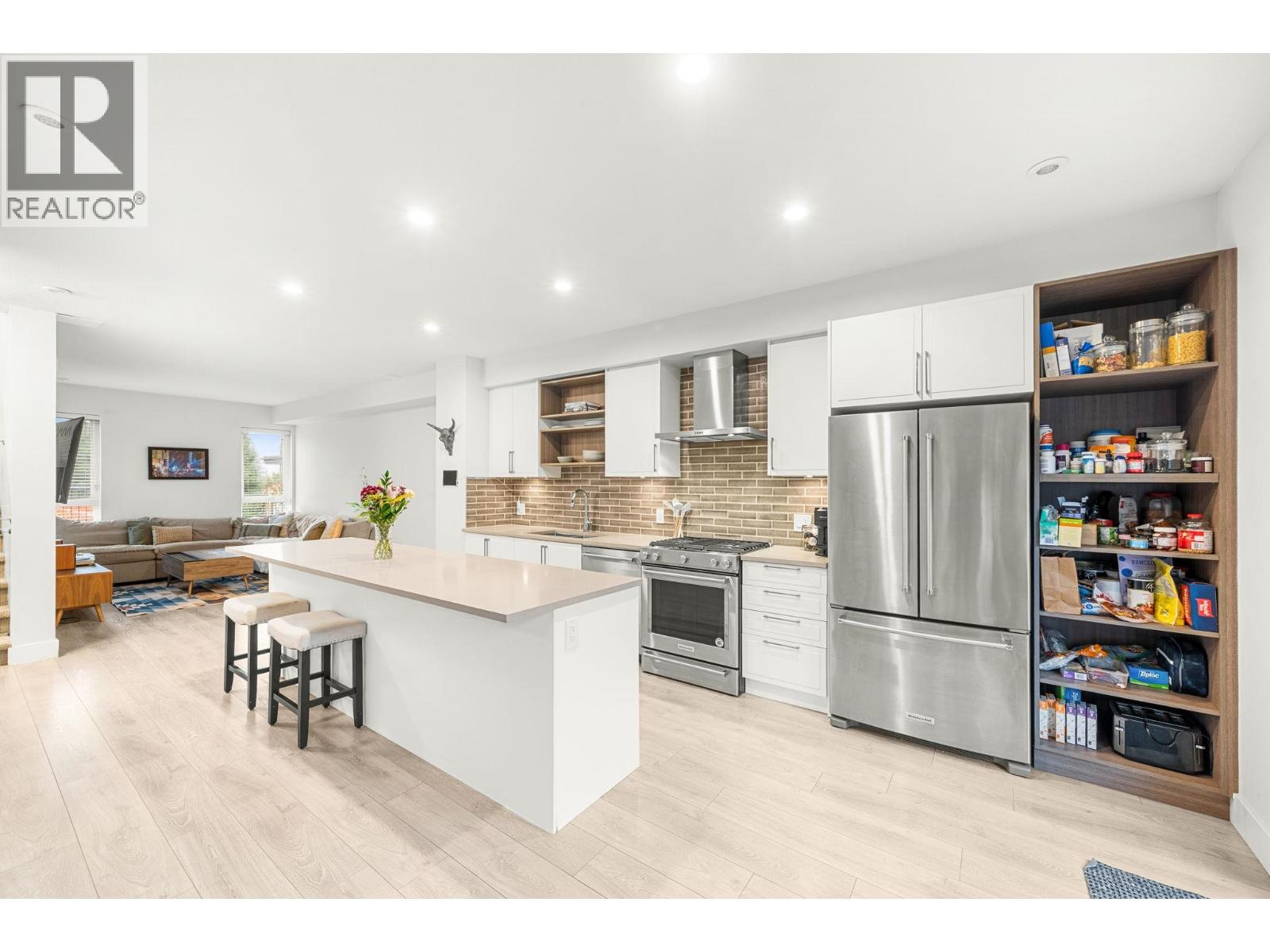 For sale: 28 70 SEAVIEW DRIVE, Port Moody, British Columbia V3H0J9 ...