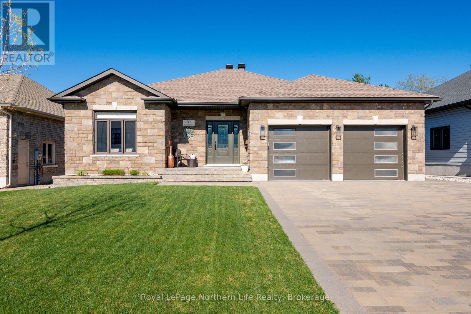 À vendre : 10 WELKIN GROVE, North Bay (Airport), Ontario P1A0G7 ...