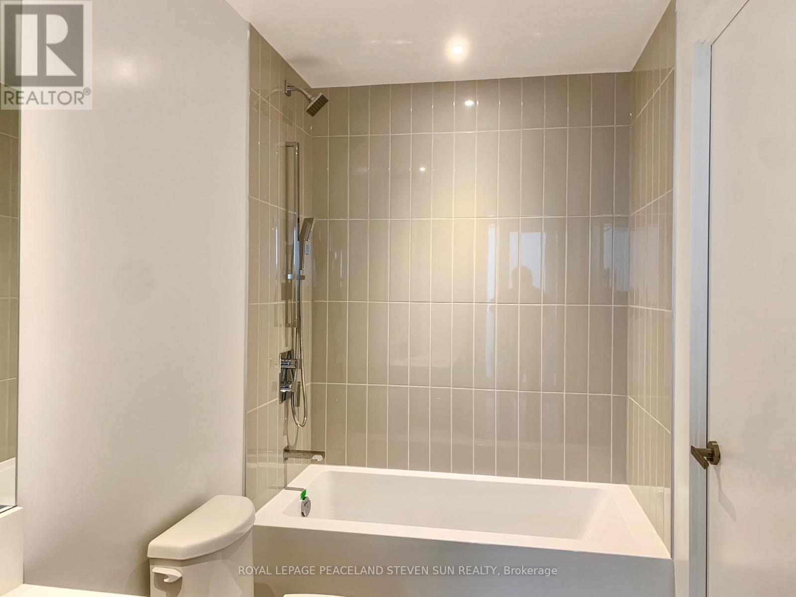 À louer : 1806 - 3883 QUARTZ ROAD, Mississauga (City Centre), Ontario ...