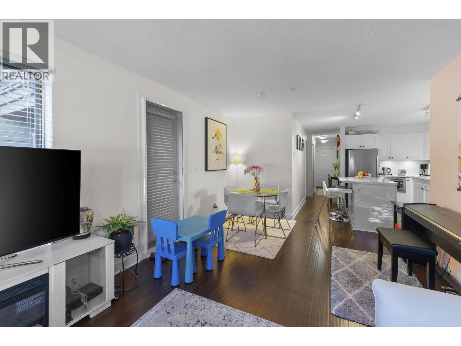 À vendre : 211 500 ROYAL AVENUE, New Westminster, Colombie-Britannique ...