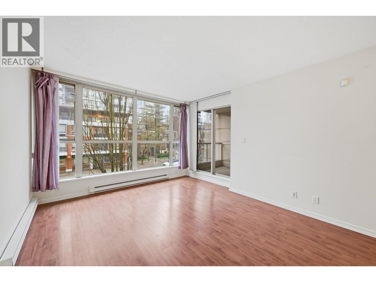 For sale: 201 8171 SABA ROAD, Richmond, British Columbia V6Y4B3 ...