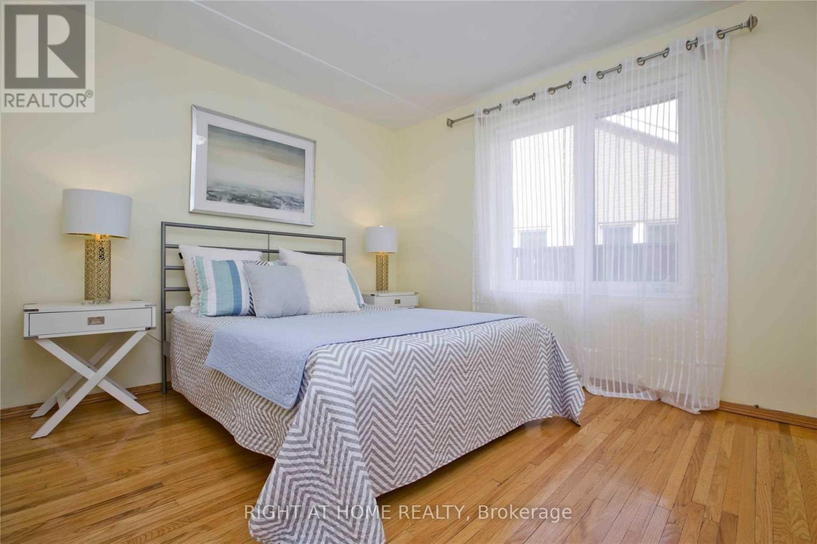 For rent: 46 OVERTON CRESCENT, Toronto (Banbury-Don Mills), Ontario ...