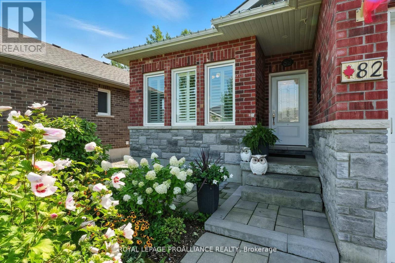 À vendre : 82 ROYAL GALA DRIVE, Brighton, Ontario K0K1H0 - X12669702 ...