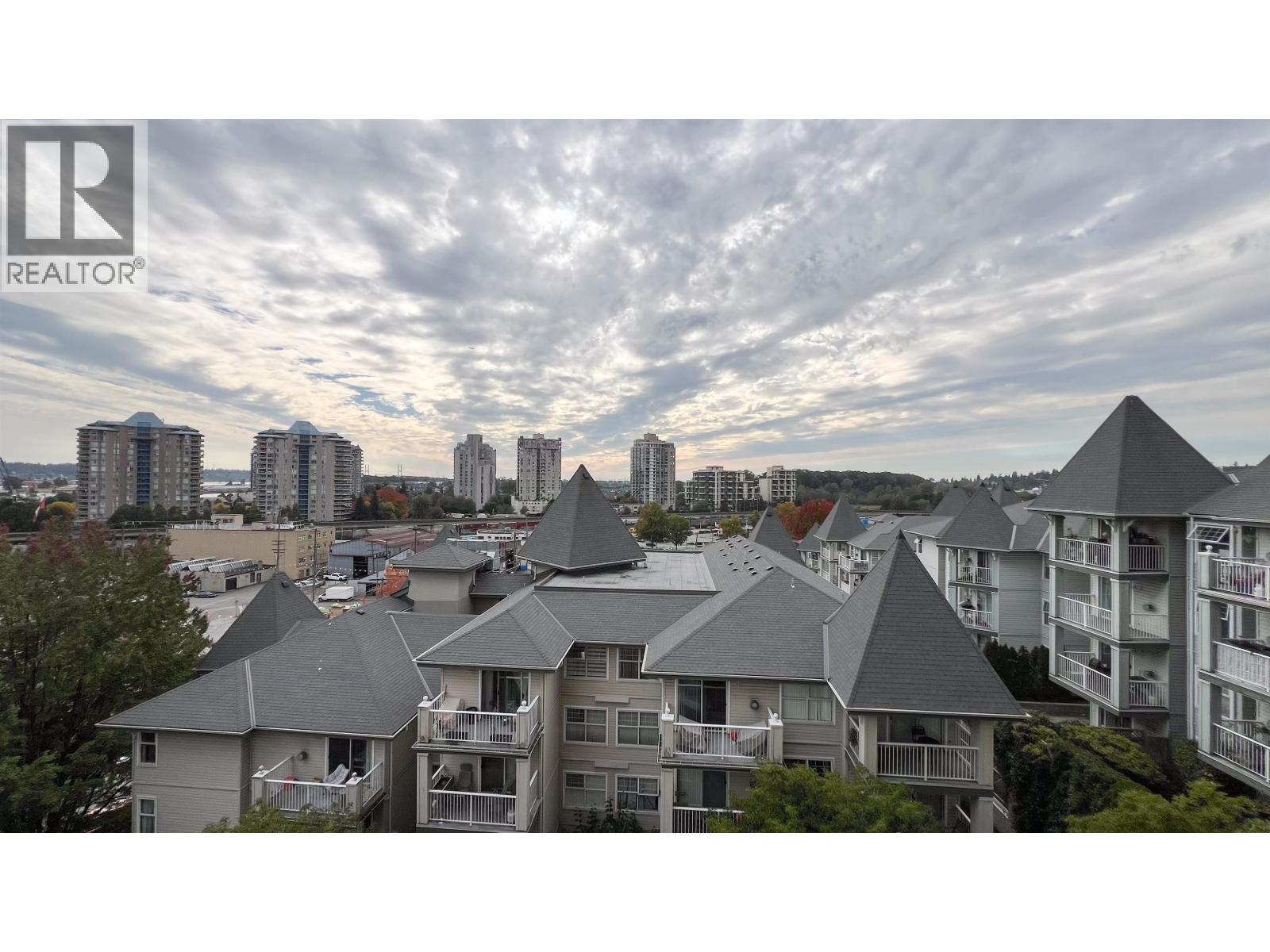 For sale: 207 1026 QUEENS AVENUE, New Westminster, British Columbia ...
