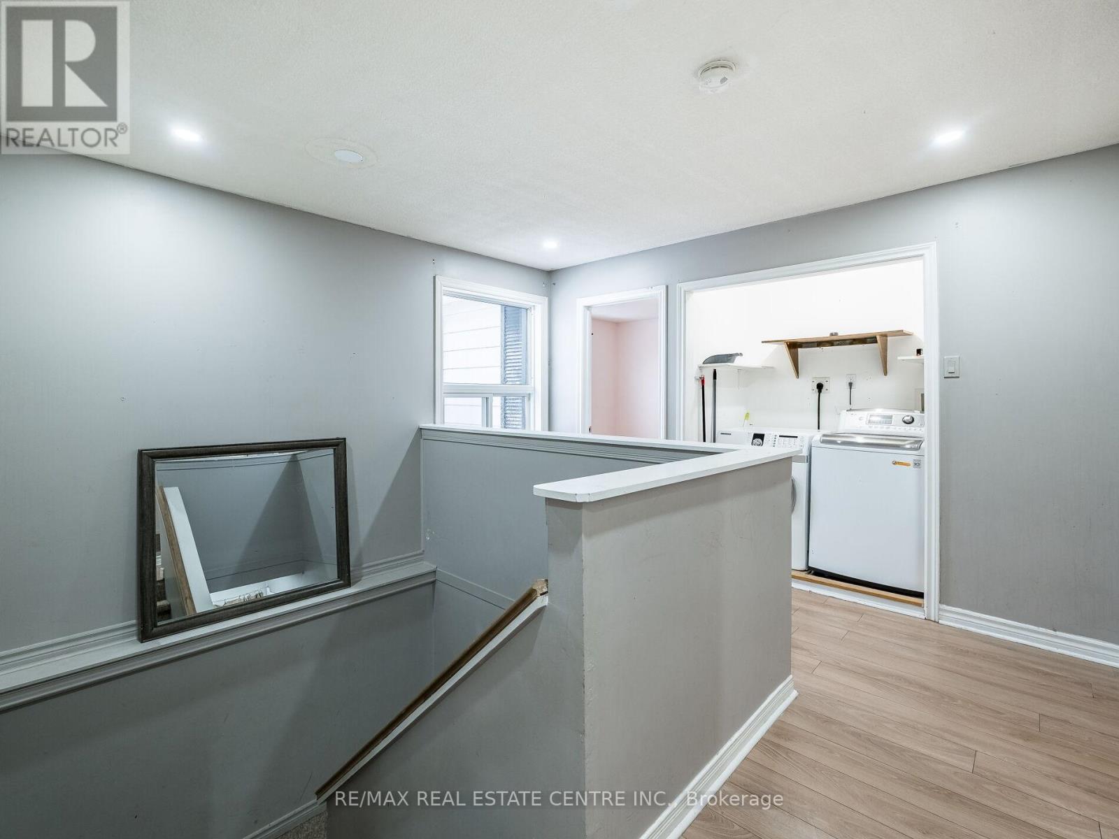 À vendre : 4 HORNE DRIVE, Brampton (Brampton North), Ontario L6V2V3 ...