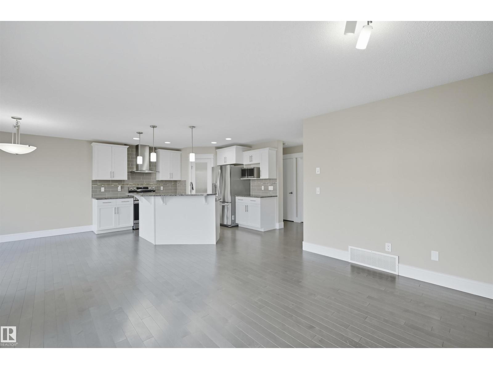 À vendre : 7122 ARMOUR LINK LI SW, Edmonton, Alberta T6W2P1 - E4469233 ...