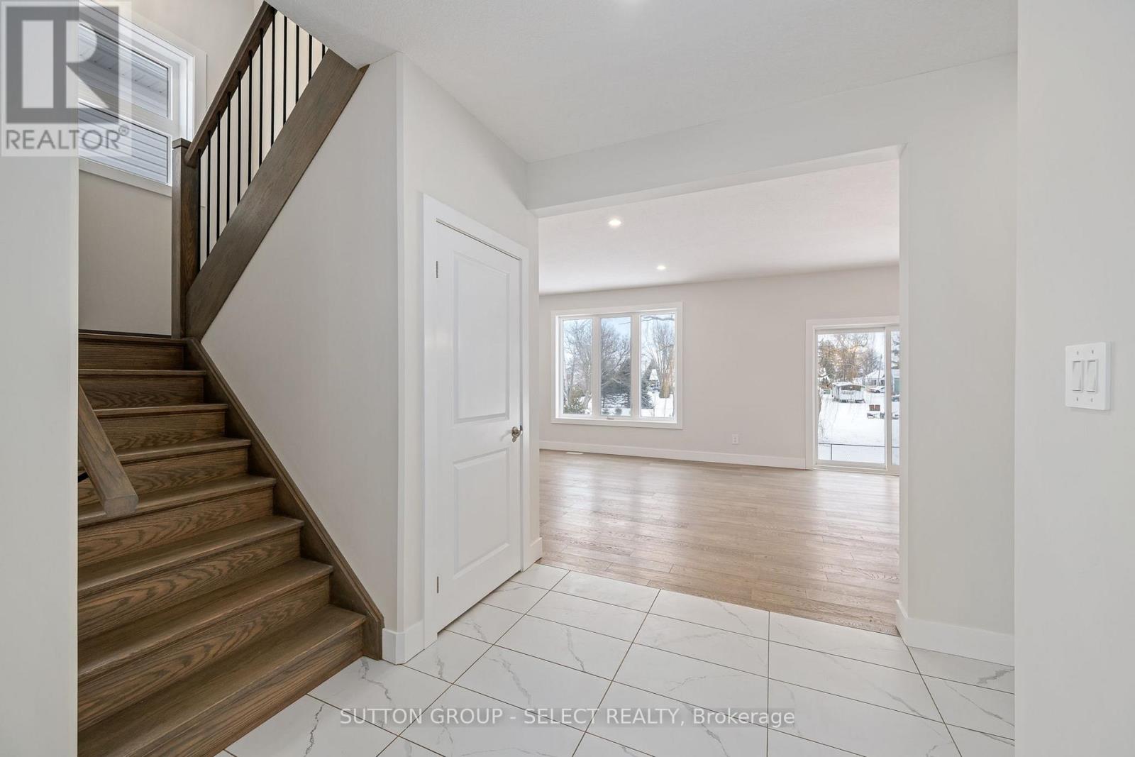 À vendre : 70 ROYAL CRESCENT, Southwold (Talbotville), Ontario N5P3T2 ...