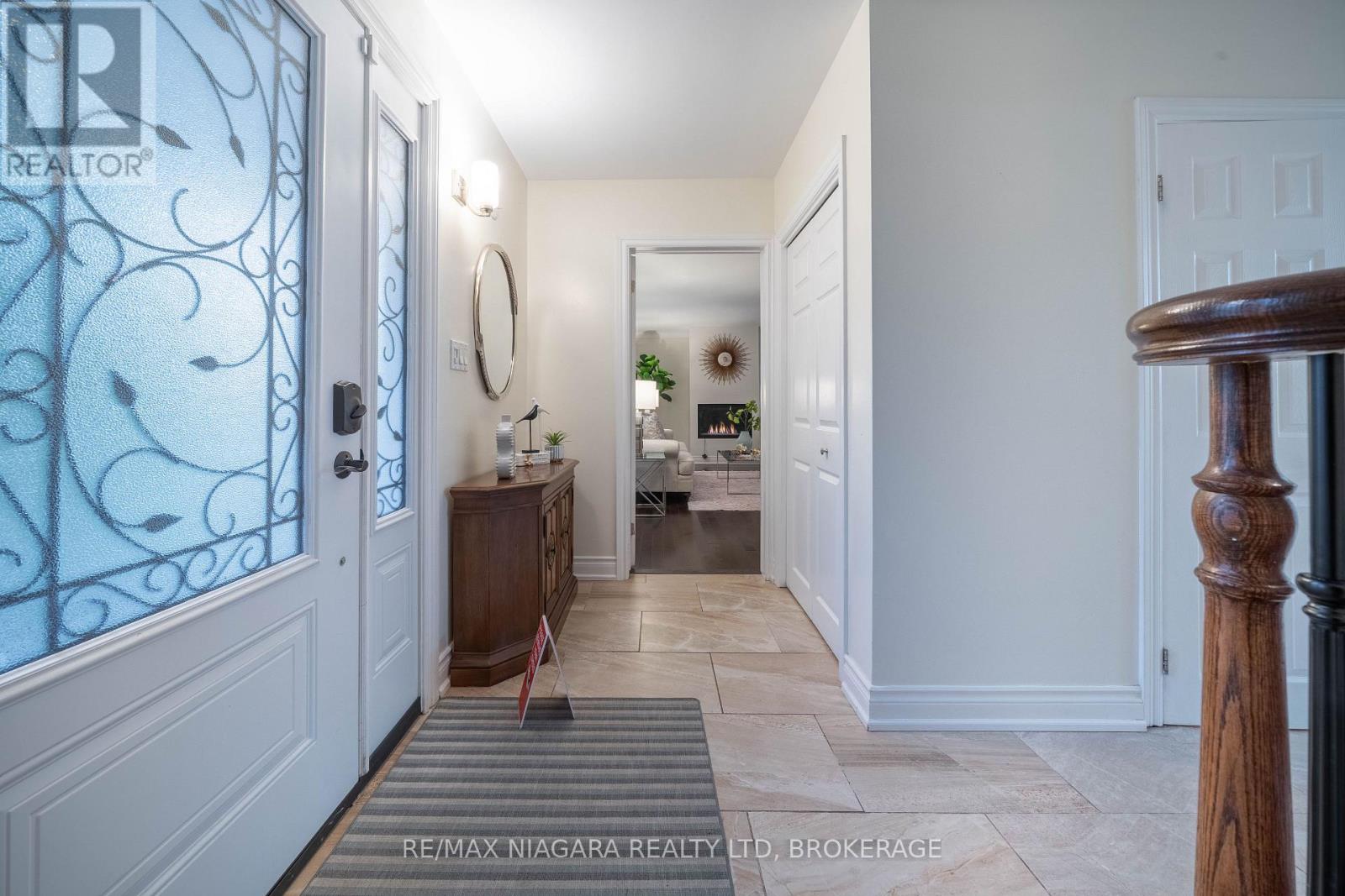 À louer : 49 ROYAL YORK ROAD, St. Catharines (Lakeshore), Ontario ...