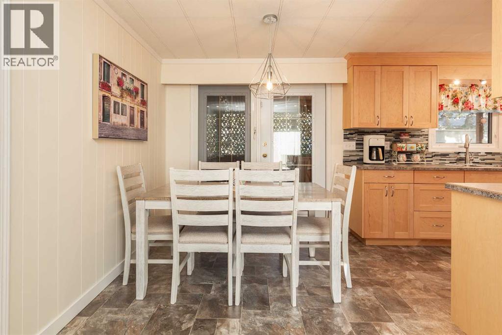 À vendre : 101 6 Avenue NE, Milk River, Alberta T0K1M0 - A2277106 ...