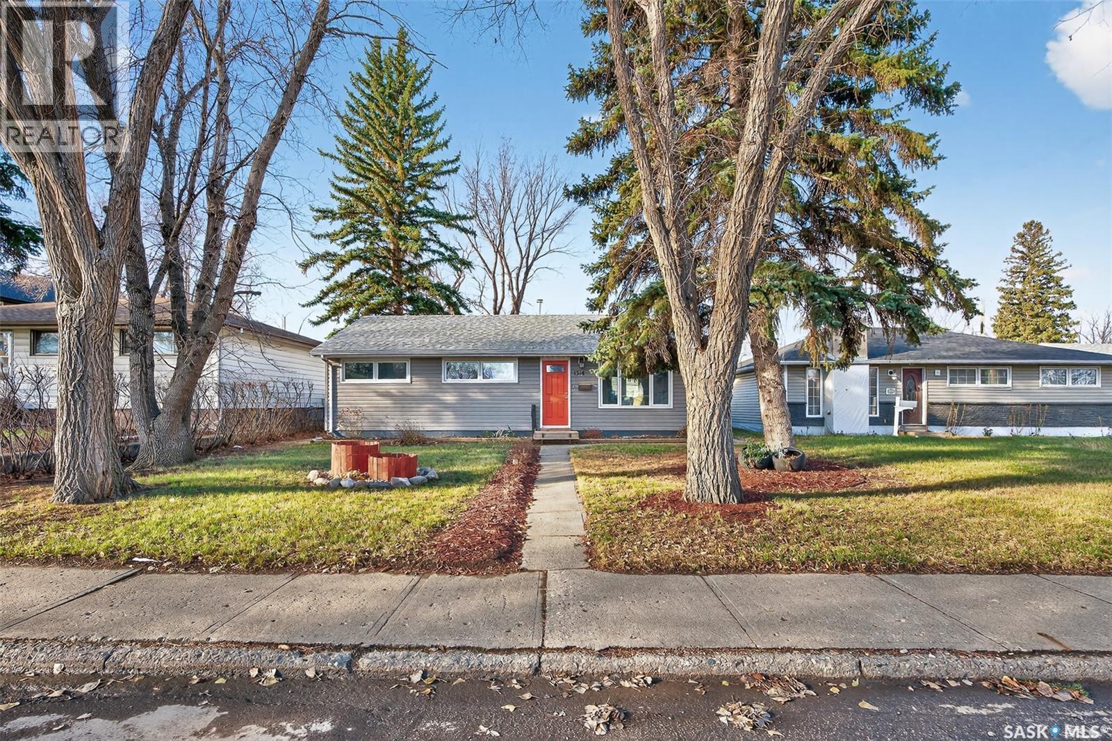 À vendre : 1314 7th AVENUE NW, Moose Jaw, Saskatchewan S6H4C9 ...