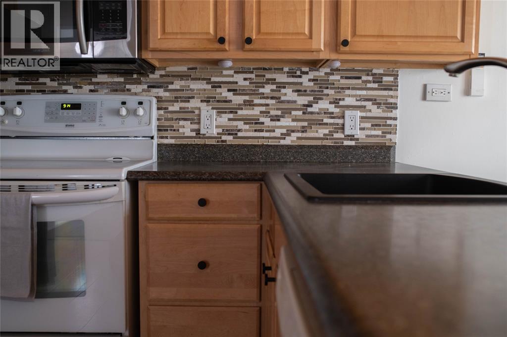 For rent: 7424 Lakeshore ROAD Unit# 10, Lambton Shores, Ontario N0N1J3 ...