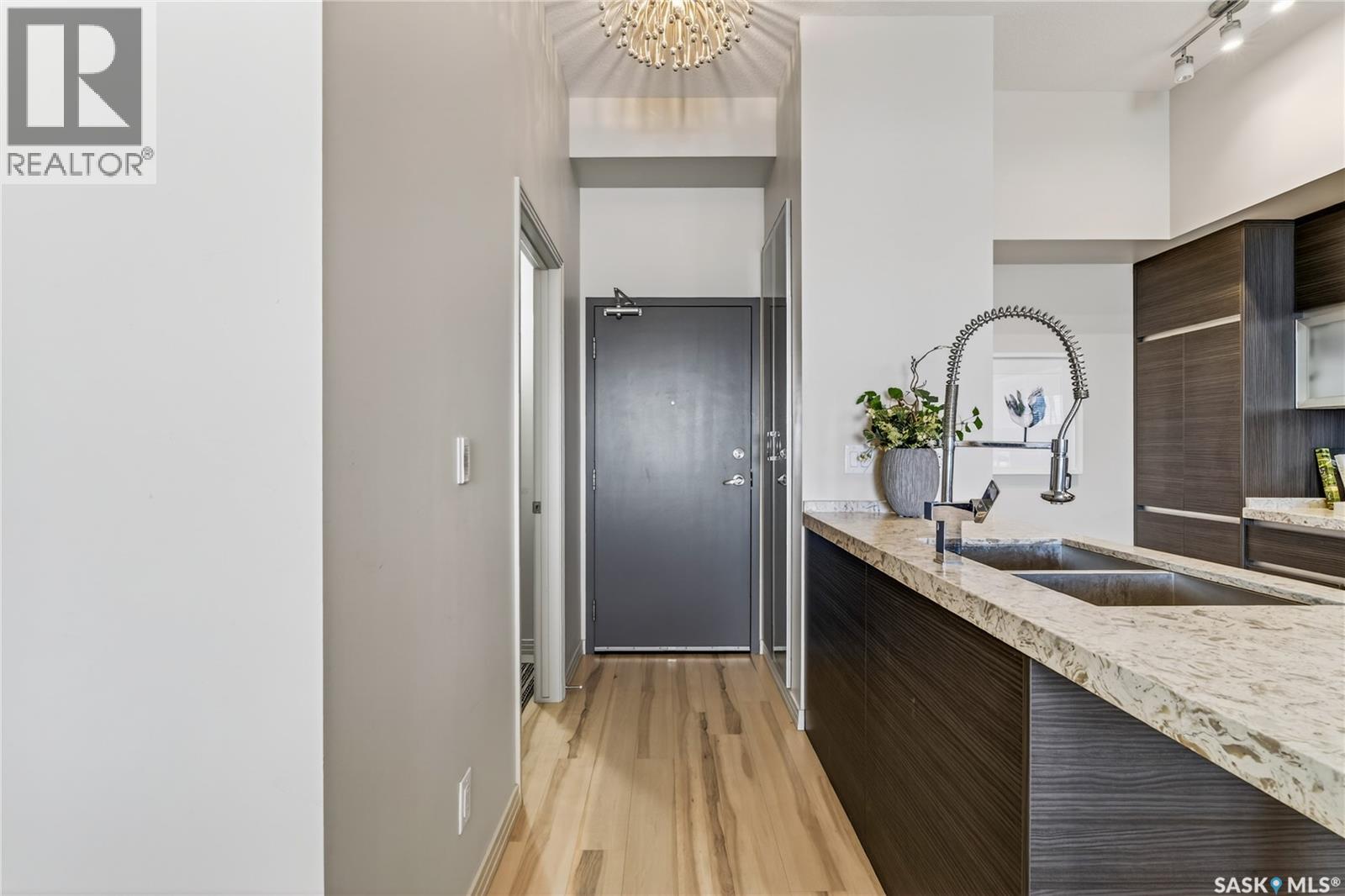 À vendre : 310 223 Evergreen SQUARE, Saskatoon, Saskatchewan S7S1N1 ...