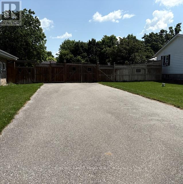 À vendre : 10 STODDART STREET, Essa (Thornton), Ontario L0L2N0 ...