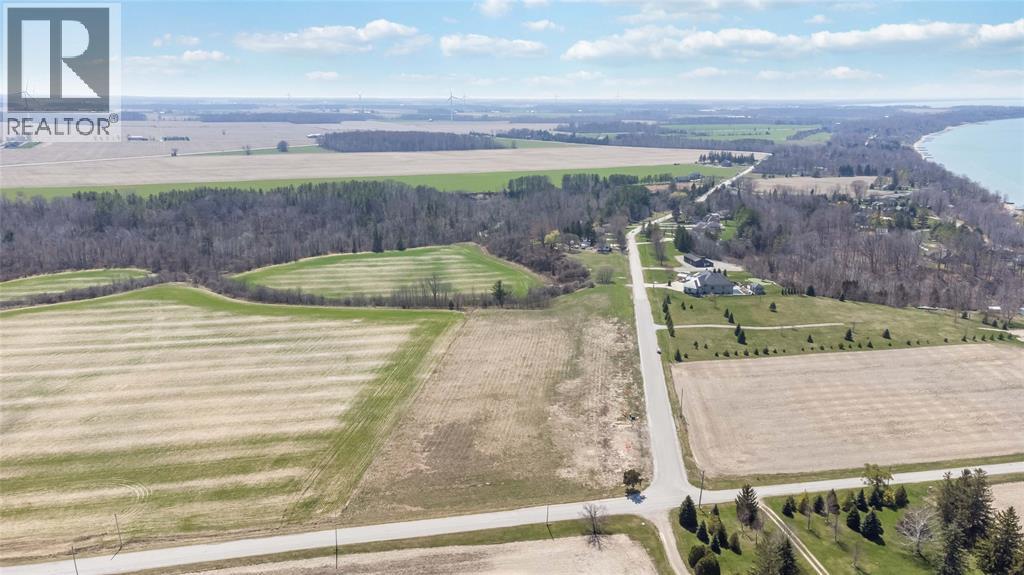 For sale: 8160 HILLSBORO ROAD, Plympton-Wyoming, Ontario N0N1J6 ...
