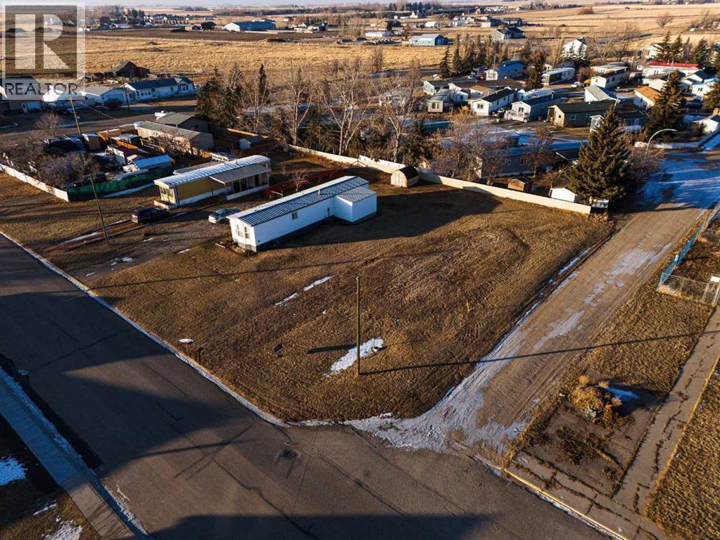 À vendre : 161 W 400 N, Raymond, Alberta T0K2S0 - A2277052 | REALTOR.ca