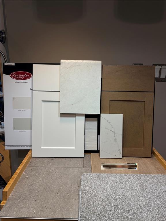 For sale: 40 Rue Yolande Street N, Winnipeg, Manitoba R3X0X6 ...