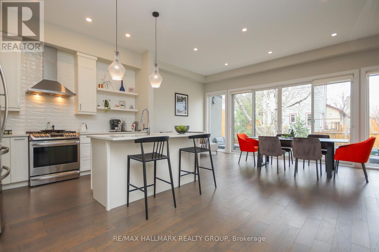 À louer : 225 ROYAL AVENUE, Ottawa, Ontario K2A1T8 - X12676634 | REALTOR.ca