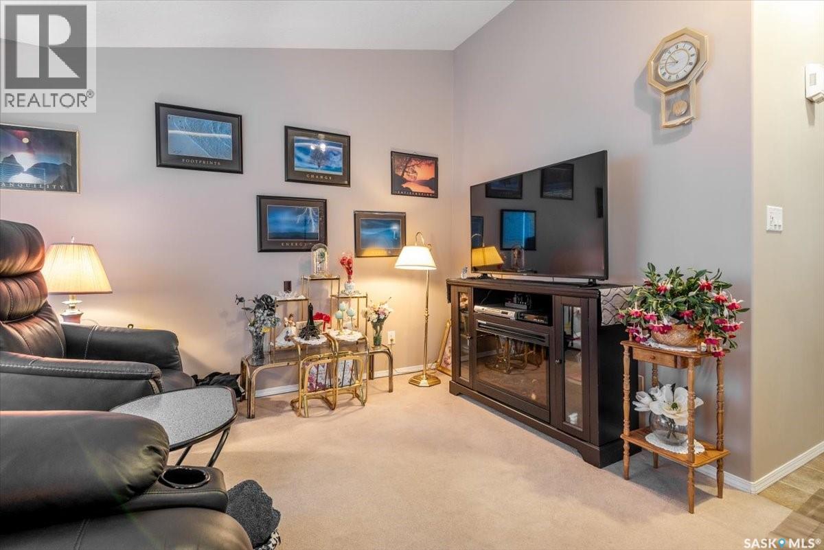 For sale: 1007 Cypress WAY, Regina, Saskatchewan S4X4R5 - SK026422 ...