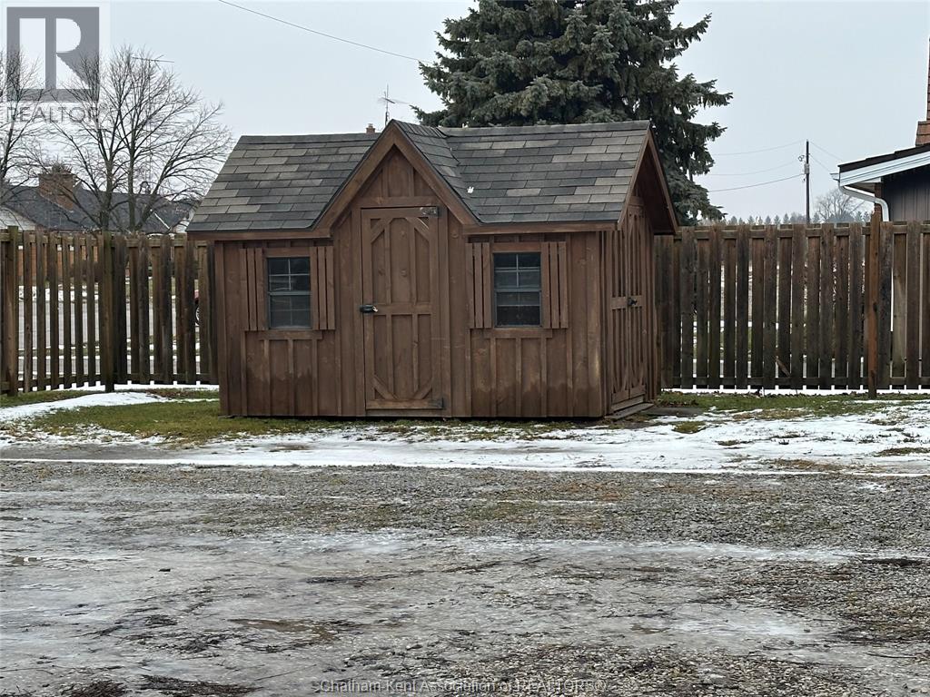 À vendre : 11965 BASE LINE, Thamesville, Ontario N0P2K0 - 26000586 ...