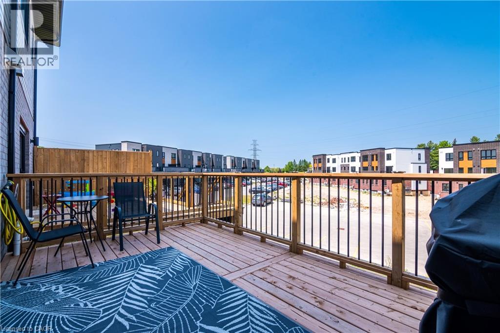 For rent: 939 ROBERT FERRIE Drive, Kitchener, Ontario N2R1P2 - 40796809 ...