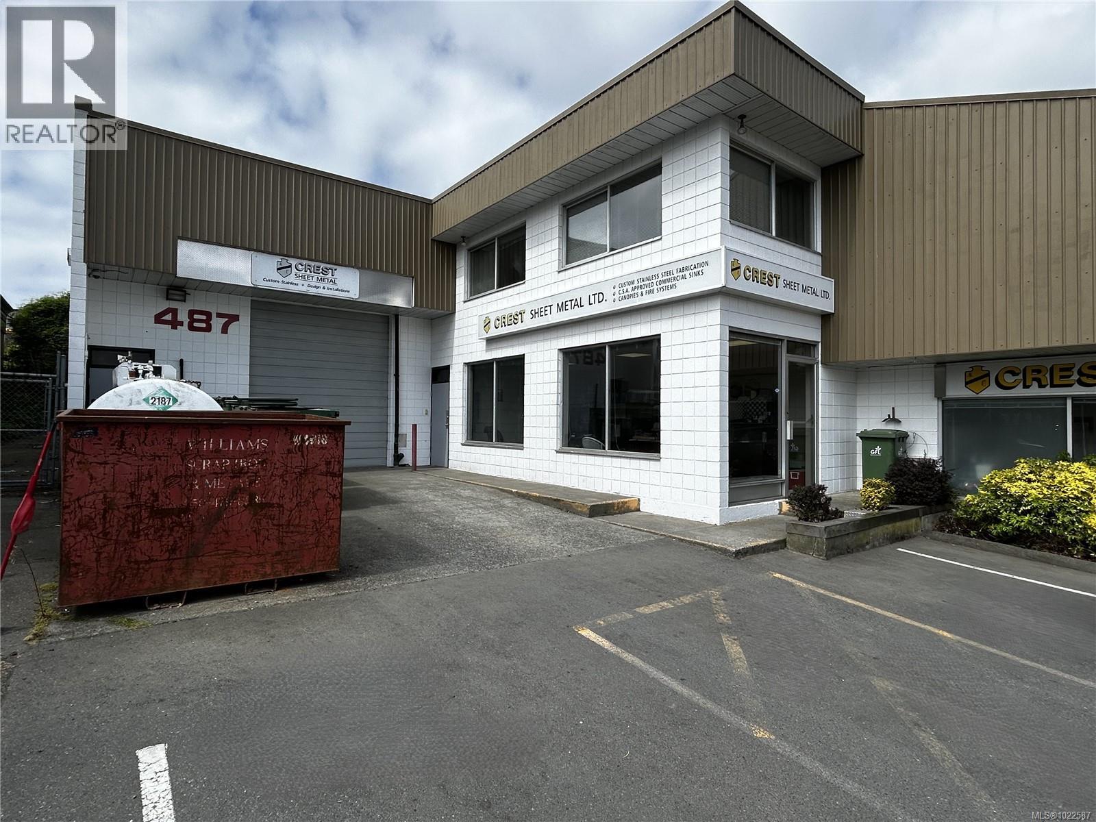 For sale: 487 Burnside Rd E, Victoria, British Columbia V8T2X3 ...
