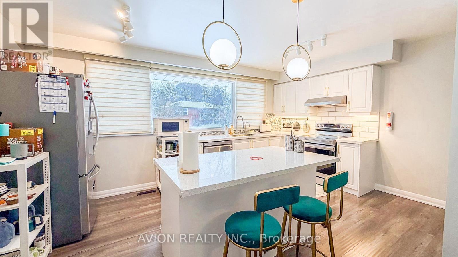 À louer : 61 ALAMOSA DRIVE, Toronto (Bayview Village), Ontario M2J2N8 ...