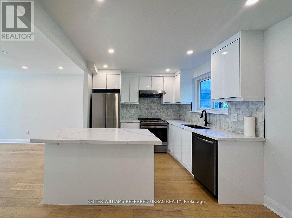 À louer : MAIN - 906 MARINET CRESCENT, Pickering (West Shore), Ontario ...