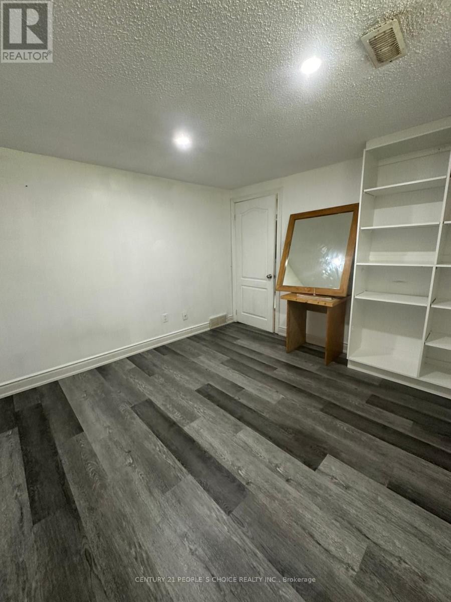 For rent: BSMT - 1129 LANGS CIRCLE, Cambridge, Ontario N3H5E6 ...