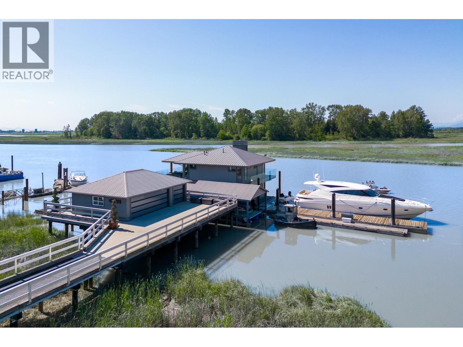 À vendre : 4379 W RIVER ROAD, Delta, Colombie-Britannique V4K1R9 ...