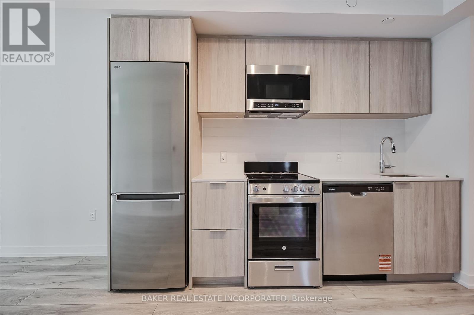 À louer : 2302 - 223 REDPATH AVENUE, Toronto (Mount Pleasant West ...