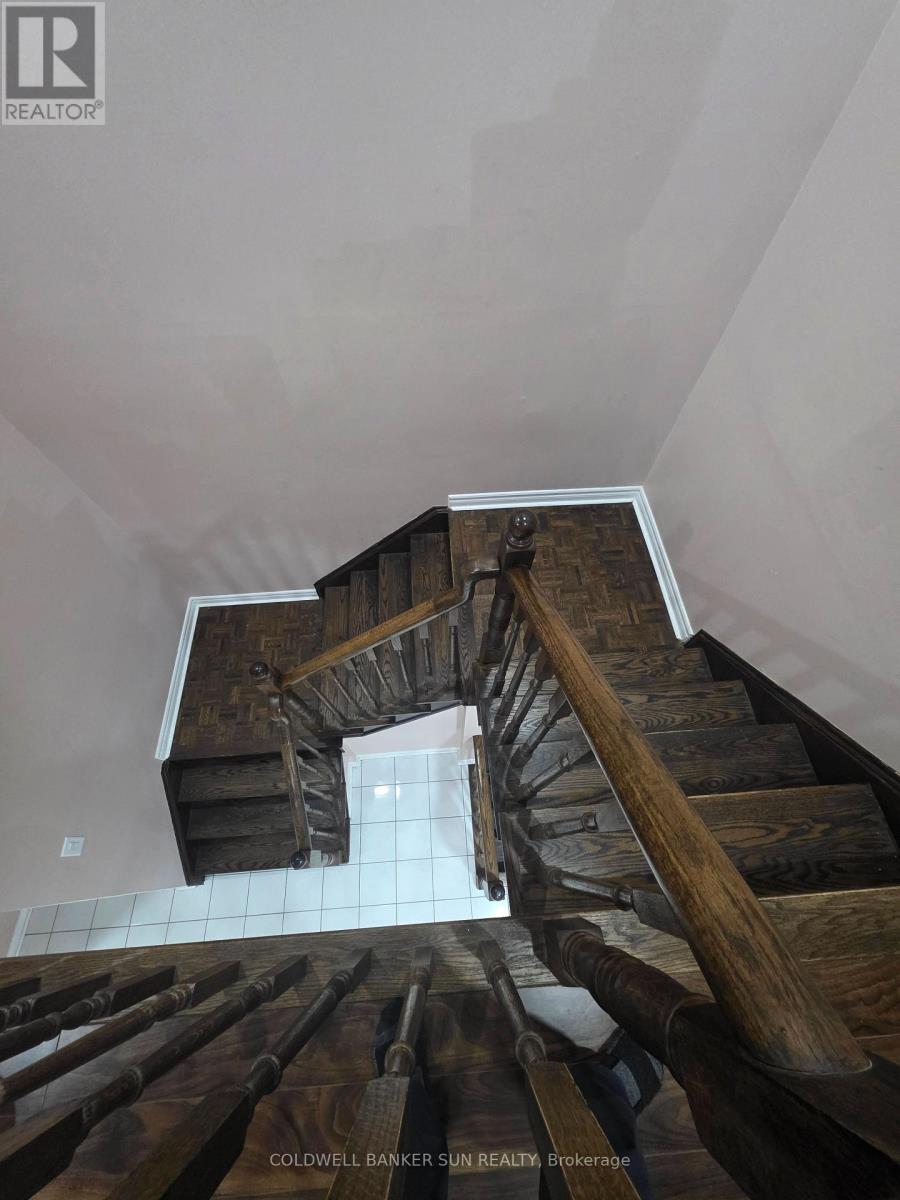 For rent: 81 PEACE VALLEY CRESCENT, Brampton (Sandringham-Wellington ...