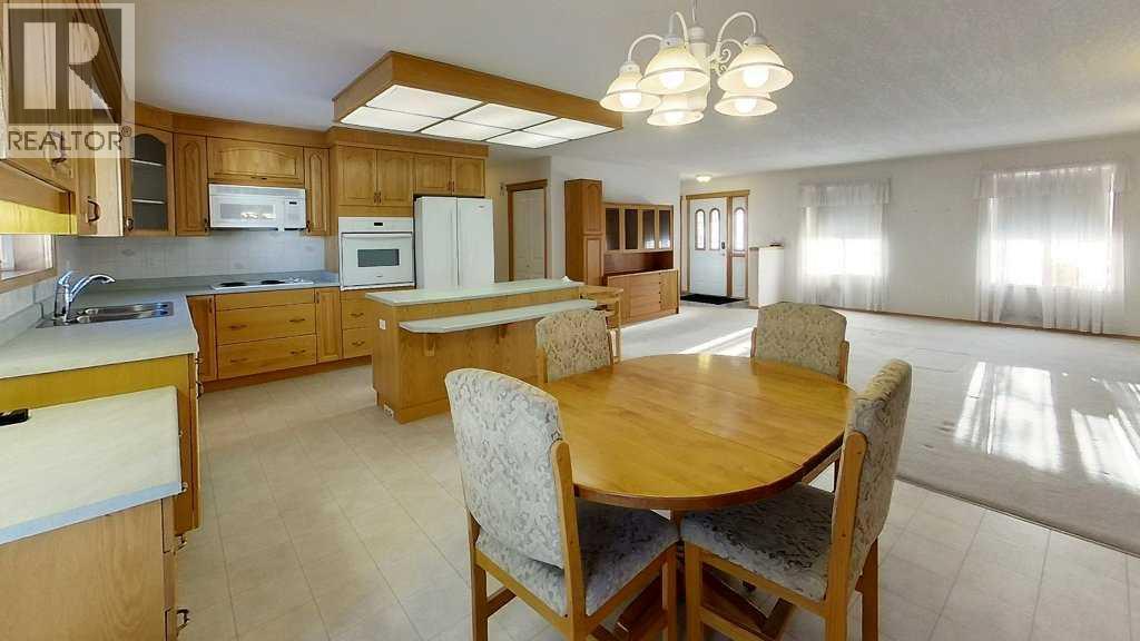 For sale: 5120 18 Avenue, Edson, Alberta T7E1X3 - A2278376 | REALTOR.ca