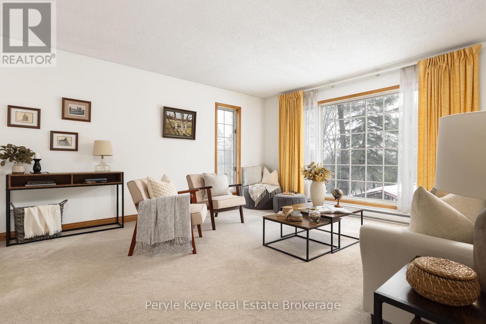 For sale: 688 STEPHENSON 1 ROAD E, Huntsville (Stephenson), Ontario ...