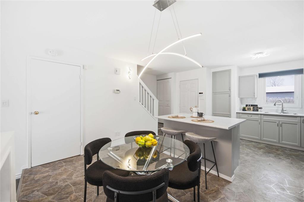 For sale: A 11 Apple Lane, Winnipeg, Manitoba R2Y2K8 - 202530222 ...