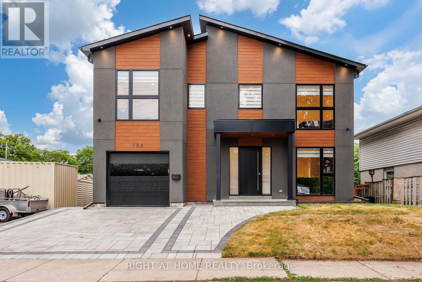 For sale: 584 WALKERS LINE, Burlington (Roseland), Ontario L7N2E5 ...