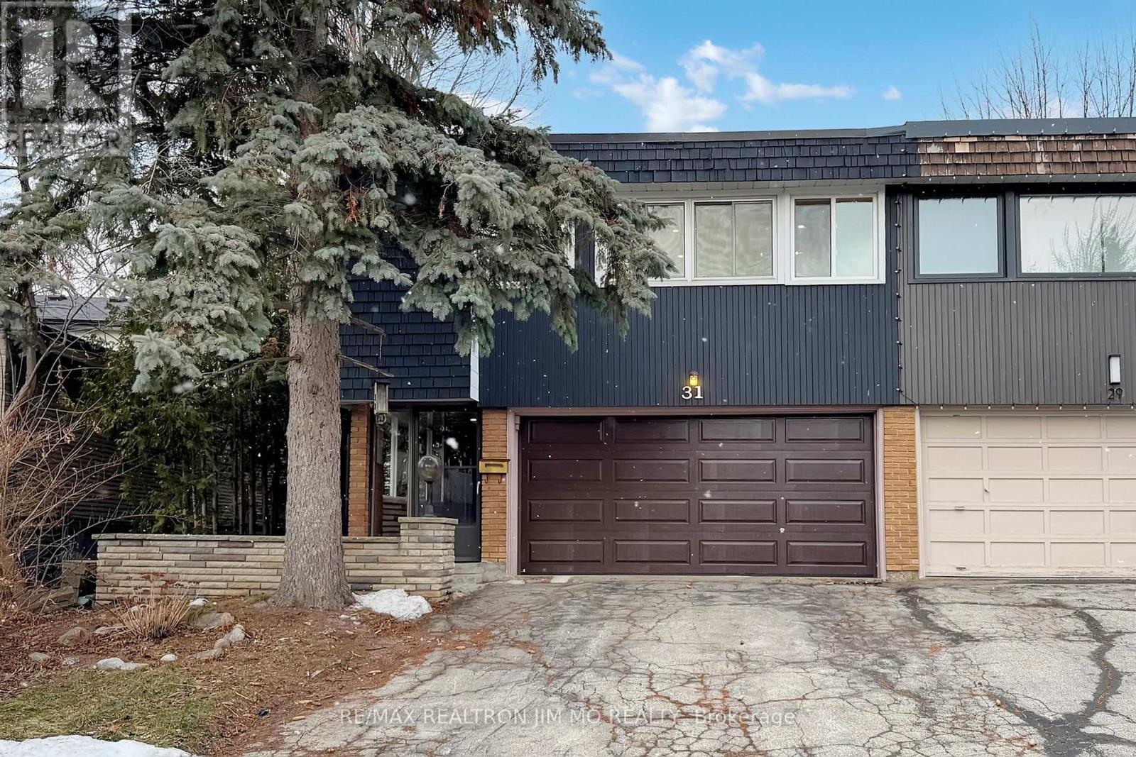 À vendre : 31 ANGUS DRIVE, Toronto (Don Valley Village), Ontario M2J2W9 ...