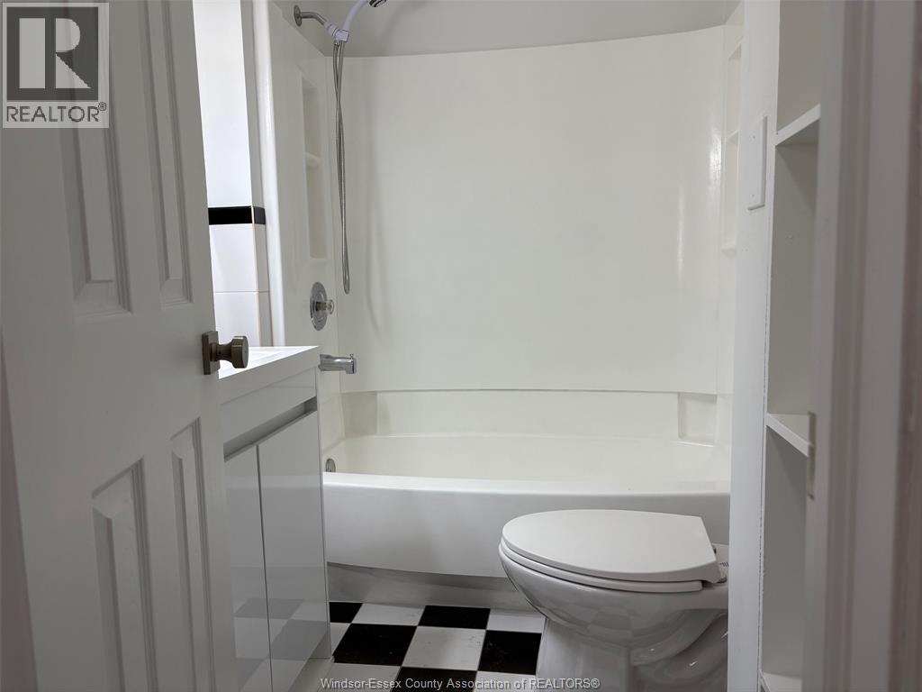À louer : 2429 Alexis, Windsor, Ontario N8W3Z4 - 26000803 | REALTOR.ca
