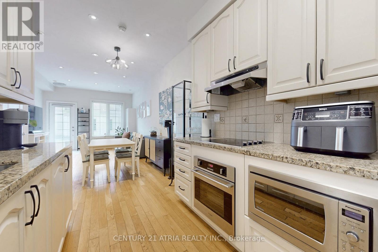 For sale: 76 HARGRAVE LANE, Toronto (Bridle Path-Sunnybrook-York Mills ...